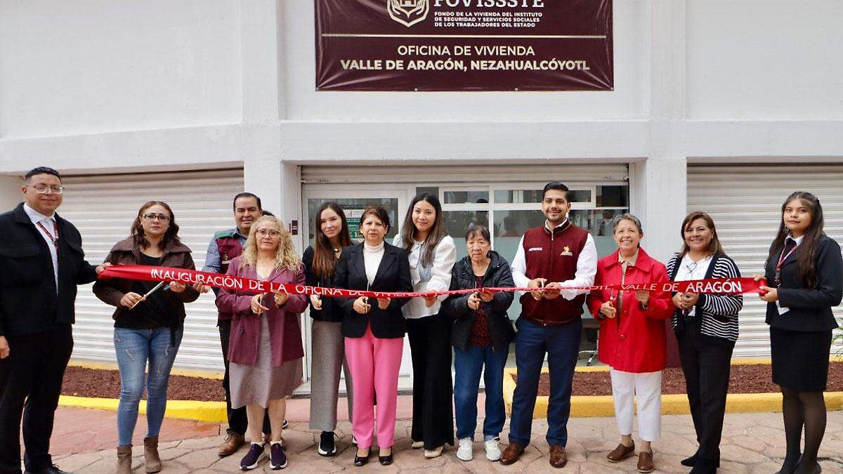 Inauguran primera oficina del FOVISSSTE en en la colonia Valle de Aragón primera sección, en ...